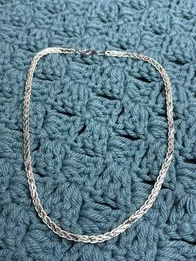 Jewelry | Vintage Silvertone Woven Texture Chain Necklace Spring Ring ...